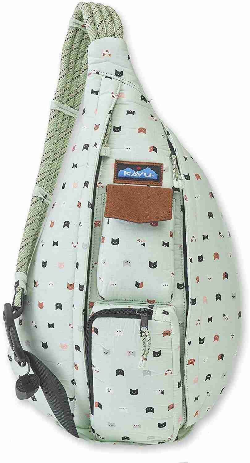 How to Style a Sling Bag? 3 Trending styles for Sling Bags